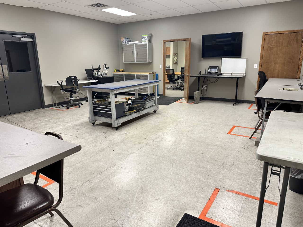 Evidence Storage & Lab Facilities